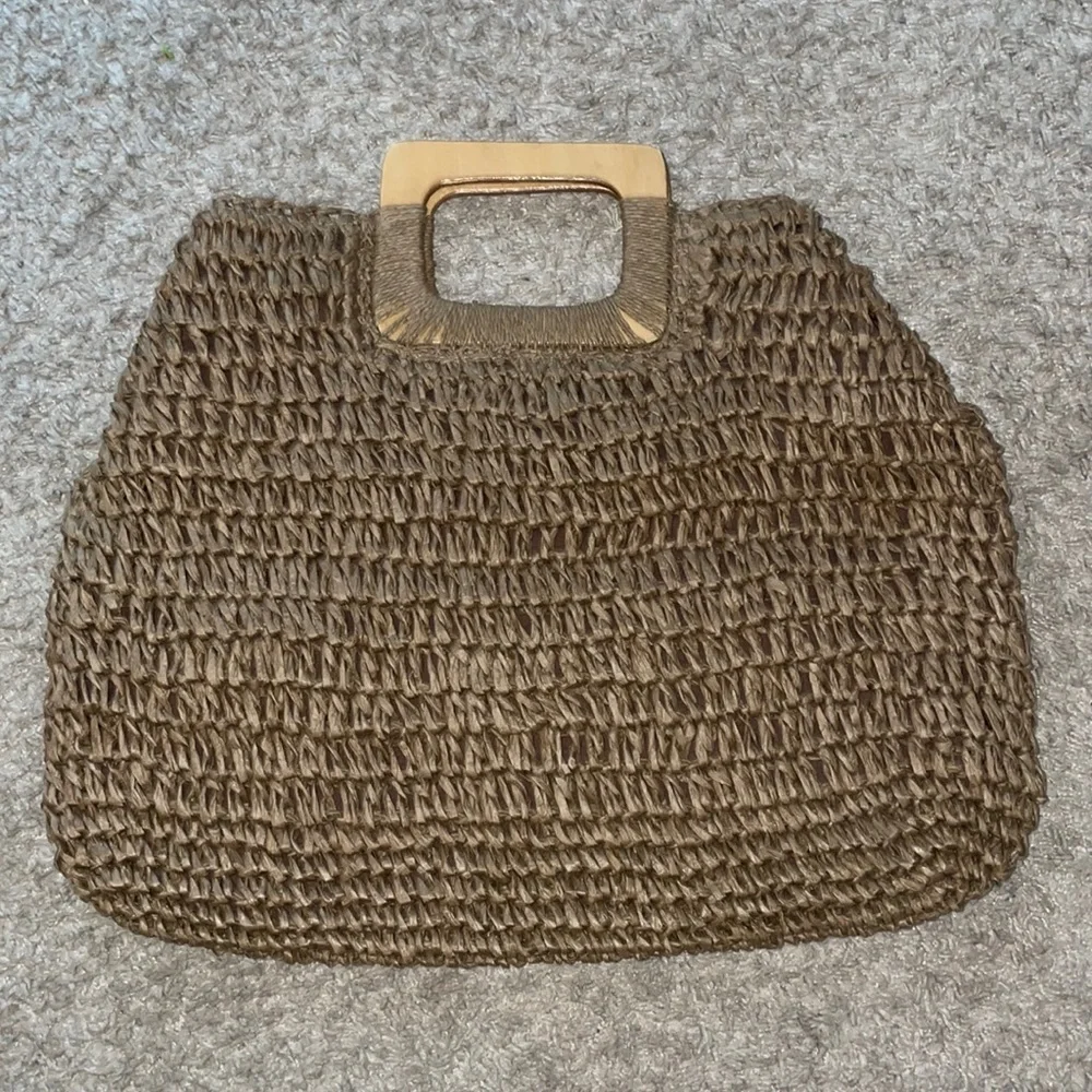 Bags | Nwot Straw Boho Hand Knittedwoven Tote With Wood Handles | Poshmark